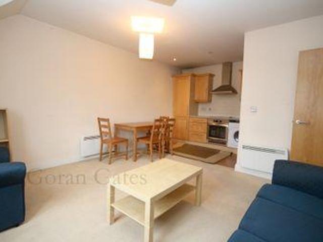 2 Bedrooms Flat for sale in Roselyn Crescent, Harrow HA1