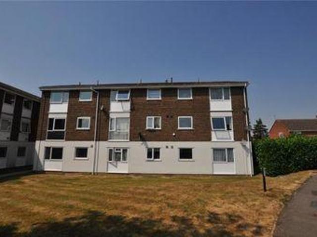 2 Bedrooms Flat for sale in Ross Close, Saffron Walden, Essex CB11