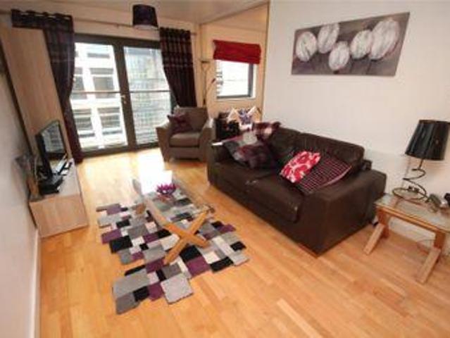 2 Bedrooms Flat for sale in Rossetti Place, Lower Byrom Street, Manchester M3