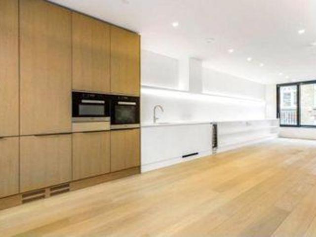 2 Bedrooms Flat for sale in Rathbone Square, Evelyn Yard, Fitztrovia, London W1T