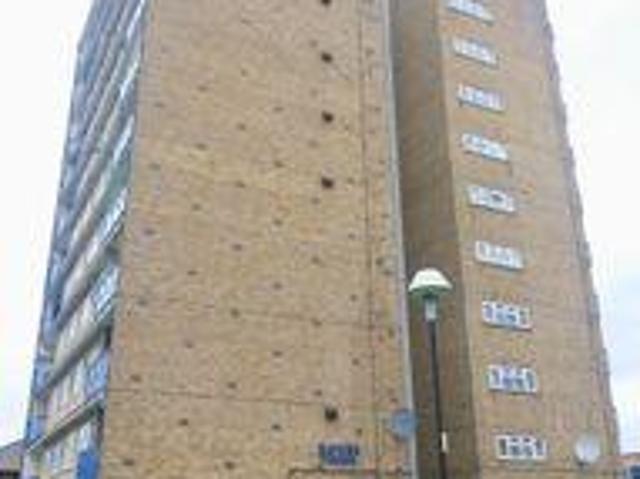 2 Bedrooms Flat for sale in Rayner Towers, 2 Albany Gardens, London E10