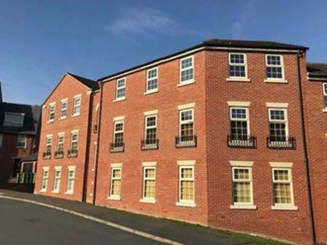 2 Bedrooms Flat for sale in Raynville Way, Armley, Leeds, West Yorkshire LS12