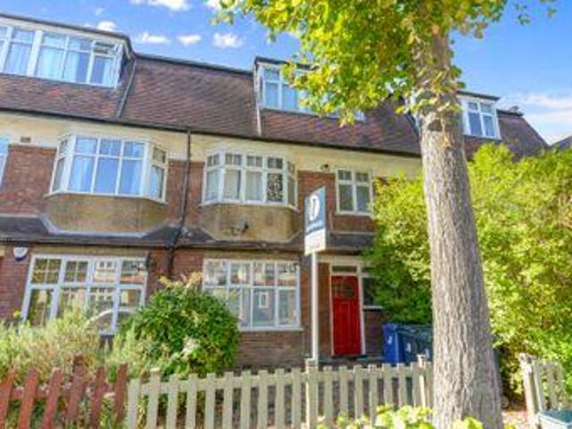 2 Bedrooms Flat for sale in Radbourne Avenue, London W5