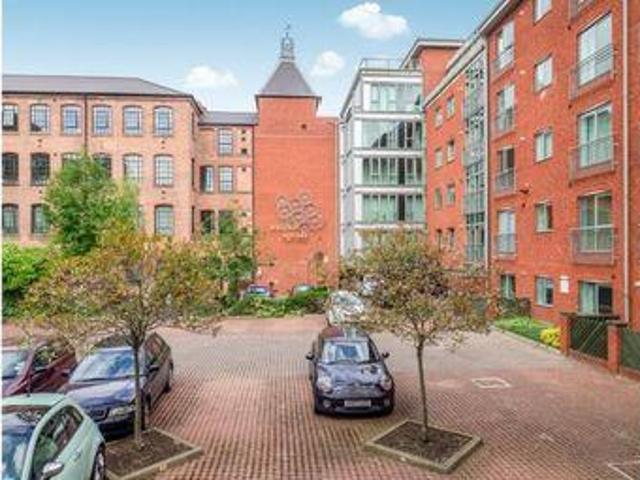2 Bedrooms Flat for sale in Raleigh Square, Raleigh Street, Nottingham, Nottinghamshire NG7