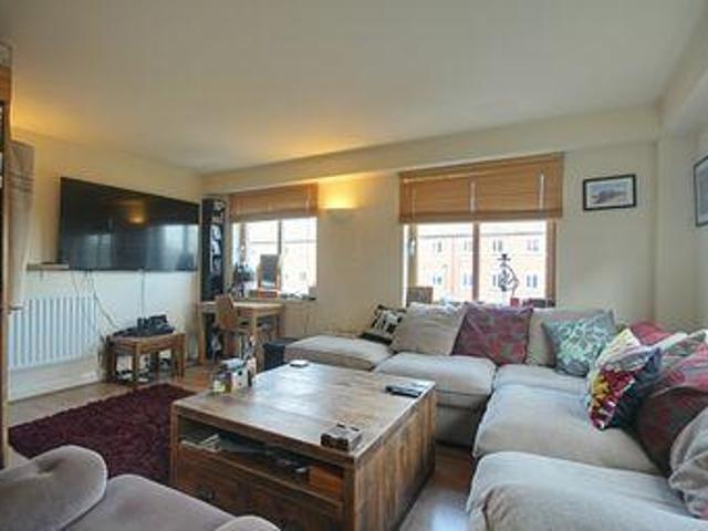 2 Bedrooms Flat for sale in Raleigh Street, Nottingham NG7