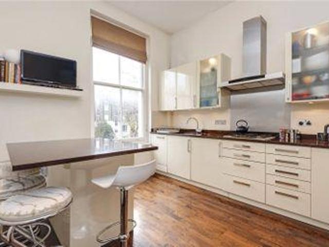 2 Bedrooms Flat for sale in Randolph Crescent, Little Venice W9