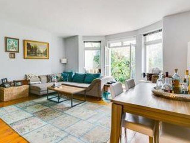 2 Bedrooms Flat for sale in Randolph Avenue, Little Venice, London W9