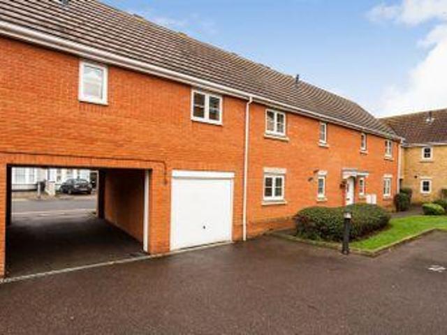 2 Bedrooms Flat for sale in Retort Close, Southend On Sea SS1