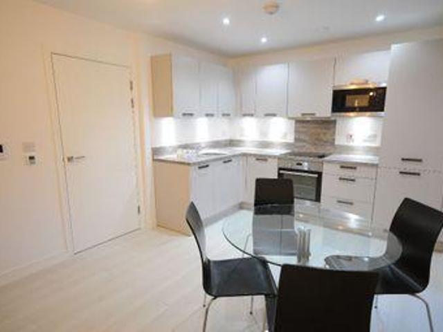 2 Bedrooms Flat for sale in Redwood Park, Downtown Road SE16