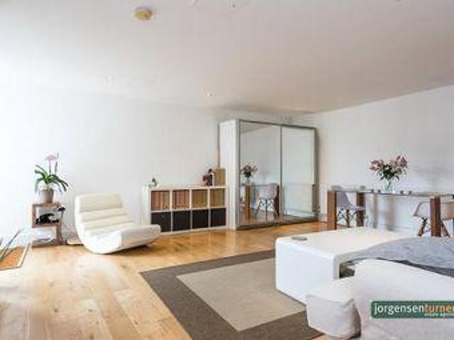 2 Bedrooms Flat for sale in Regal Building, Kilburn Lane, London W10