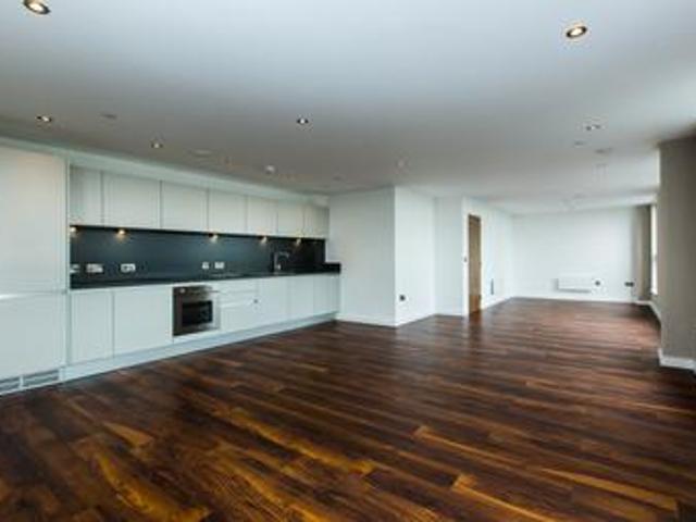 2 Bedrooms Flat for sale in Regent Road, Manchester M3
