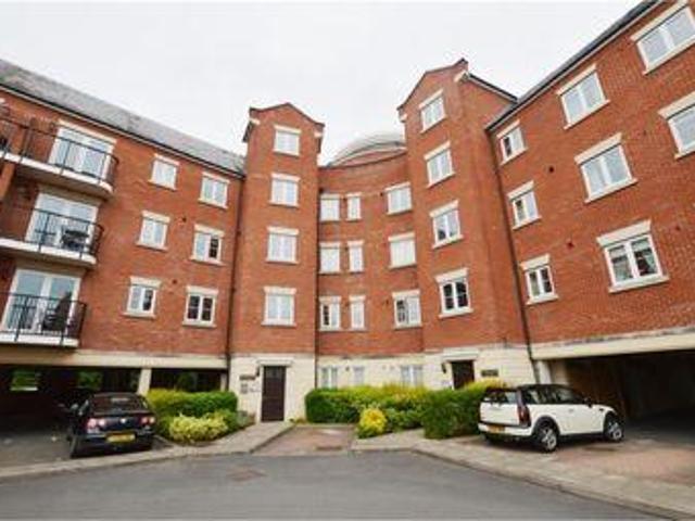 2 Bedrooms Flat for sale in Regency Court, 59 Brookbank Close, Cheltenham, Gloucestershire GL50