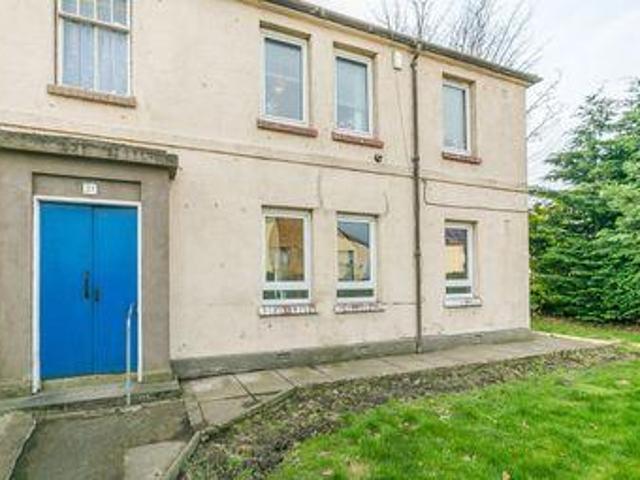 2 Bedrooms Flat for sale in Restalrig Circus, Restalrig, Edinburgh EH7