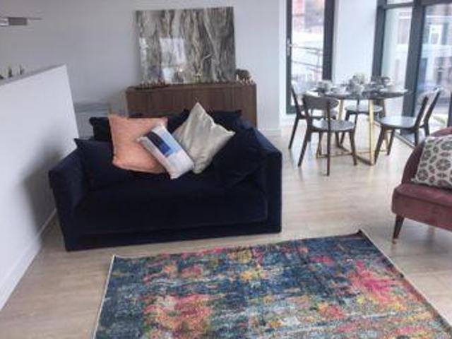 2 Bedrooms Flat for sale in Riverside Drive, Liverpool L3