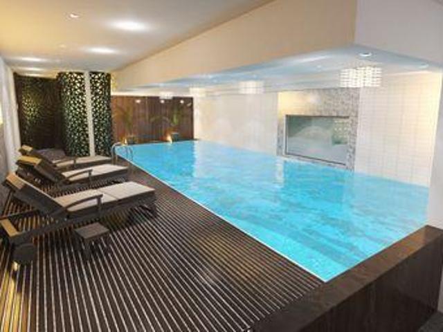 2 Bedrooms Flat for sale in Riverside Drive, Liverpool L3