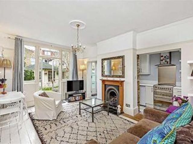 2 Bedrooms Flat for sale in Ribblesdale Road, Furzedown, London SW16