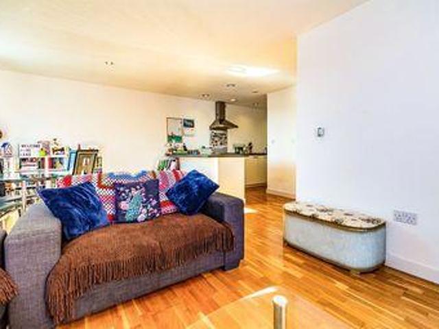 2 Bedrooms Flat for sale in Rice Street, Manchester M3