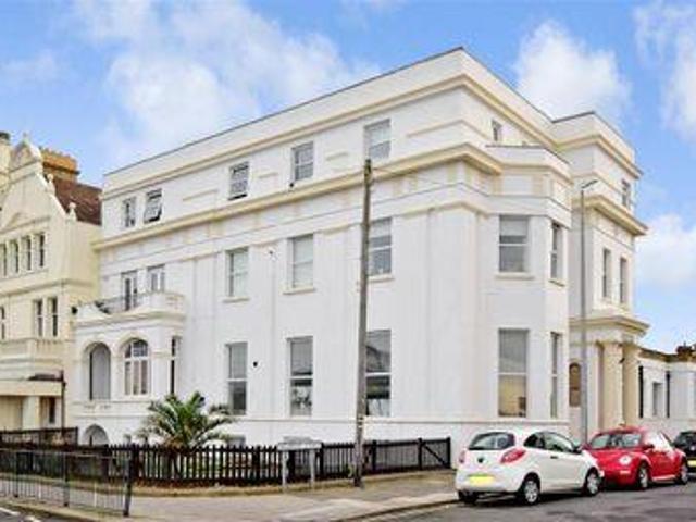 2 Bedrooms Flat for sale in Richmond Street, Herne Bay, Kent CT6