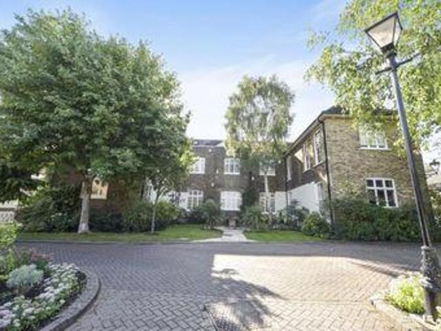 2 Bedrooms Flat for sale in Richmond, Surrey TW10