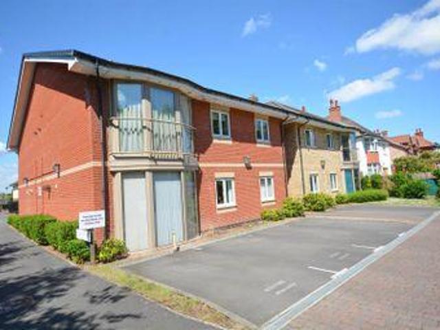 2 Bedrooms Flat for sale in Rufford Walk, Ruddington, Nottingham NG11