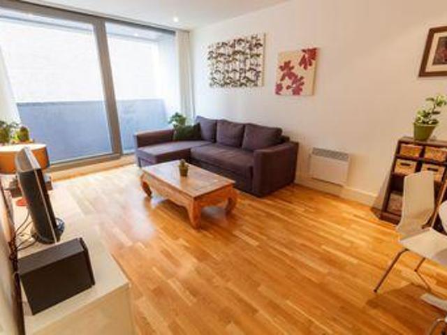 2 Bedrooms Flat for sale in Rumford Place, Liverpool City Centre L3