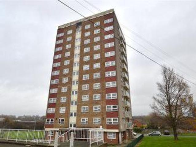 2 Bedrooms Flat for sale in Rycroft Towers, Leeds, West Yorkshire LS13
