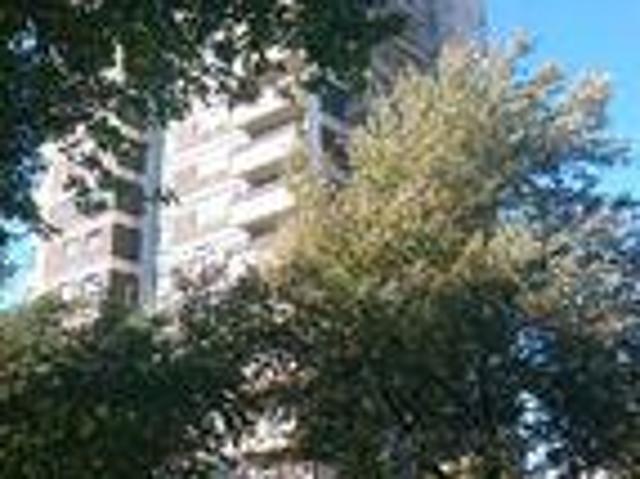 2 Bedrooms Flat for sale in Rymill Street, London E16