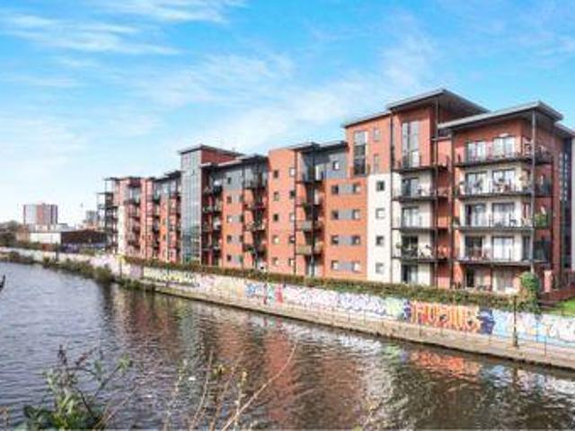 2 Bedrooms Flat for sale in Woden Street, Salford M5