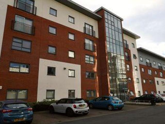 2 Bedrooms Flat for sale in Woden Street, Salford M5