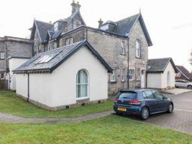 2 Bedrooms Flat for sale in Woodmill Road, Dunfermline, Fife KY11