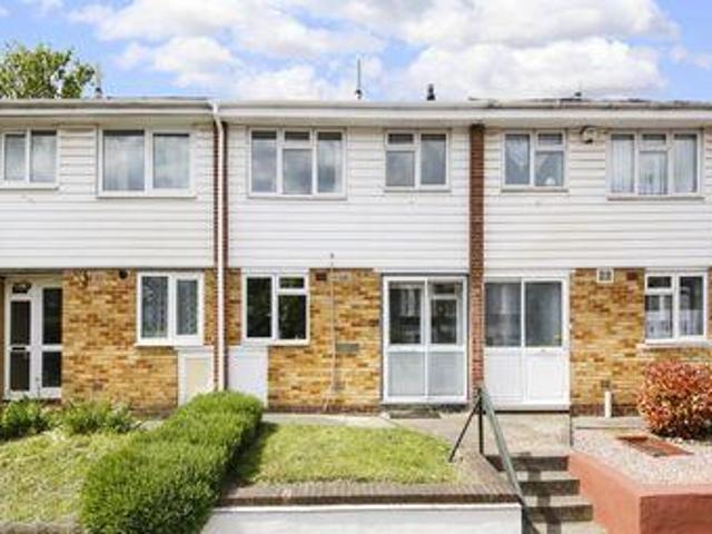 2 Bedrooms Flat for sale in Woodhill, London SE18