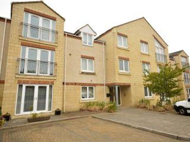 2 Bedrooms Flat for sale in Woodside Court, 205 Broadgate Lane, Leeds, West Yorkshire LS18