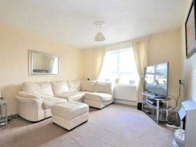 2 Bedrooms Flat for sale in Worsley Road, Swinton, Manchester M27