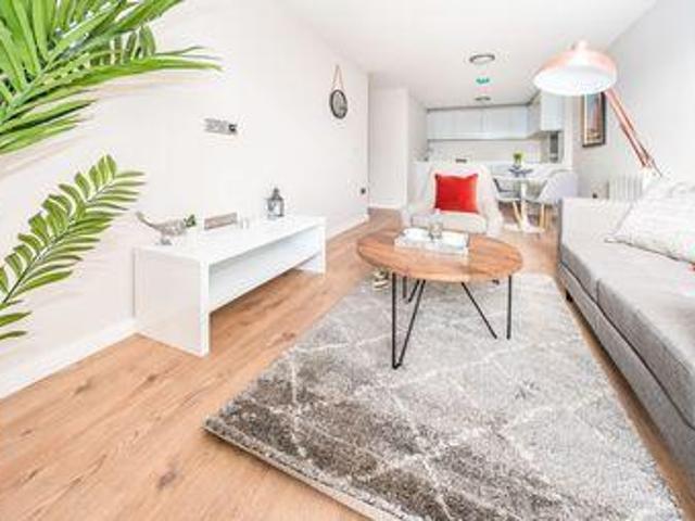 2 Bedrooms Flat for sale in Waterloo Road, Liverpool L3