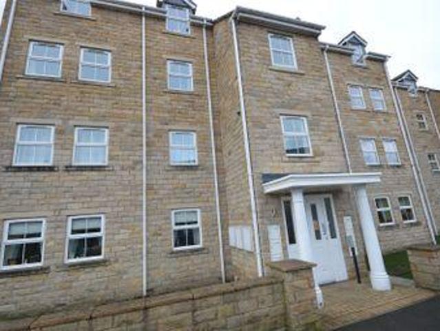 2 Bedrooms Flat for sale in Waters Walk, Bradford, West Yorkshire BD10