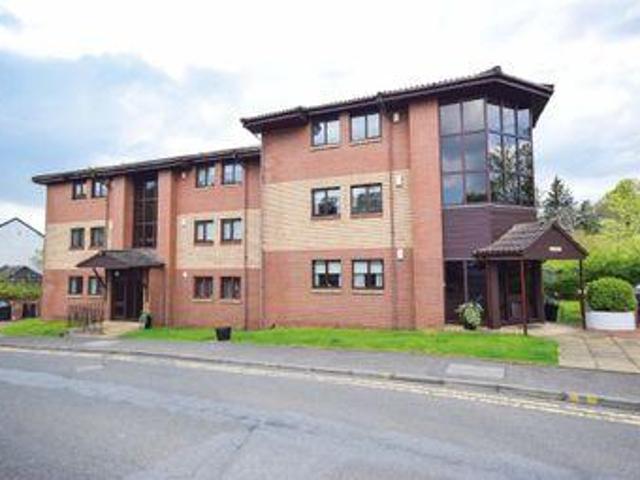 2 Bedrooms Flat for sale in Waterside, 28 Field Road, Busby, Glasgow G76