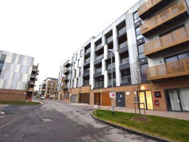 2 Bedrooms Flat for sale in Watson Heights, Chelmsford CM1