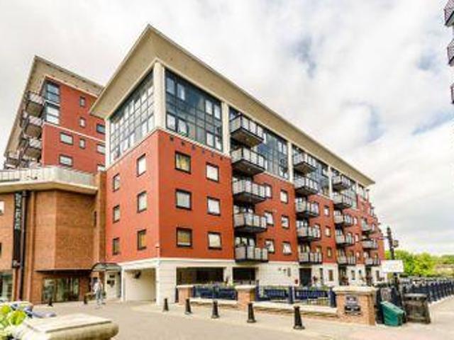 2 Bedrooms Flat for sale in Wadbrook Street, Kingston KT1