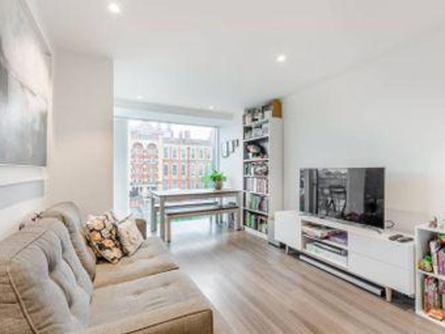 2 Bedrooms Flat for sale in Wandsworth, Wandsworth, London SW18