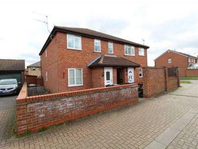 2 Bedrooms Flat for sale in Wetzlar Court, Colchester CO2