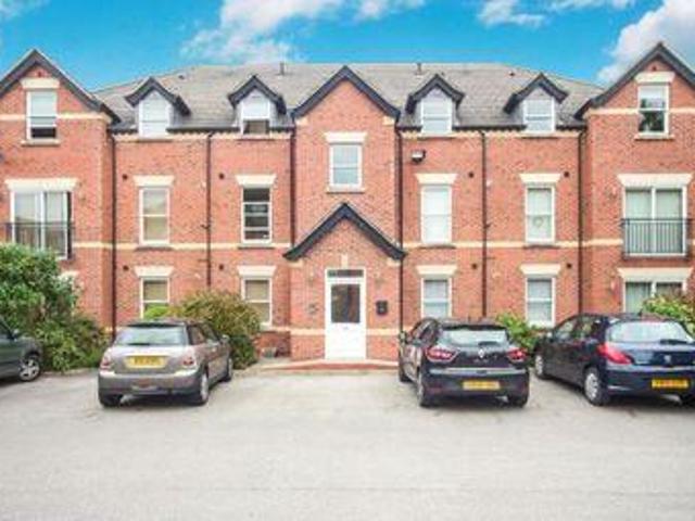 2 Bedrooms Flat for sale in Weaver Grove, Winsford, Cheshire CW7