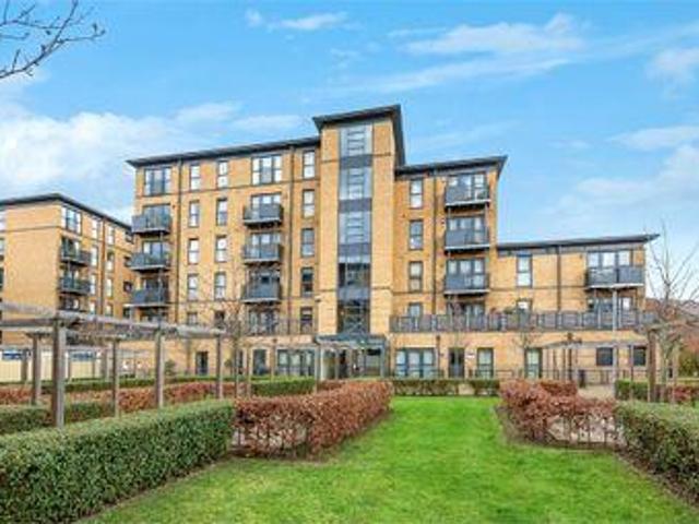 2 Bedrooms Flat for sale in Weightman House, Spa Road, London SE16