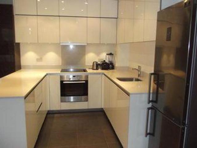 2 Bedrooms Flat for sale in Wellesley Road, Croydon, London CR0