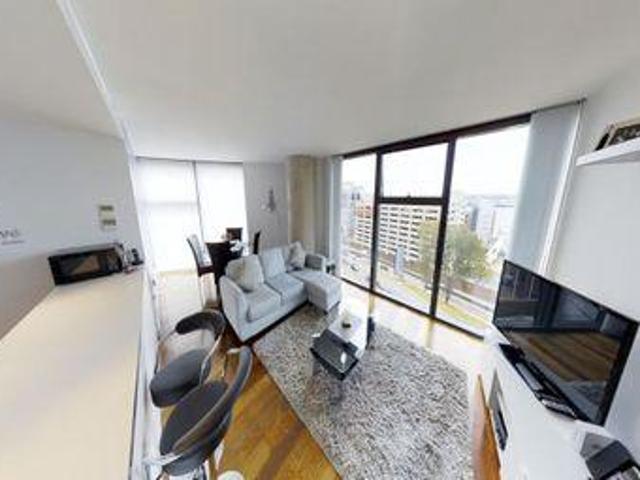 2 Bedrooms Flat for sale in West Tower, 8 Brook Street, Liverpool L3
