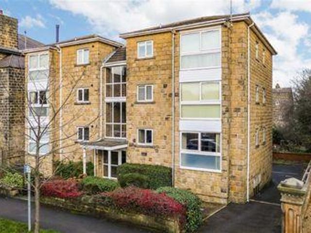 2 Bedrooms Flat for sale in West End Avenue, Harrogate, North Yorkshire HG2