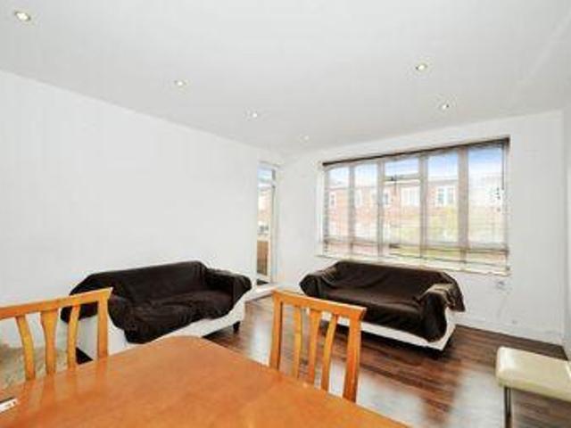 2 Bedrooms Flat for sale in West End Lane, London NW6