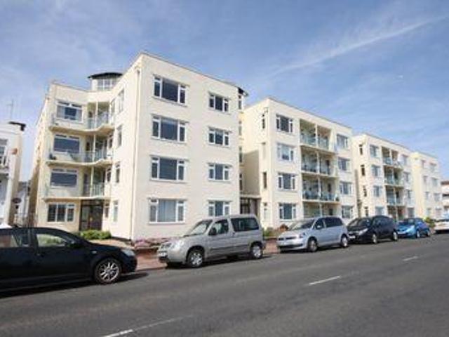 2 Bedrooms Flat for sale in West Parade, Bexhill On Sea TN39