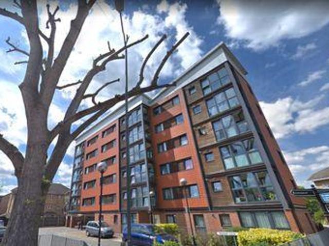 2 Bedrooms Flat for sale in West Street, Erith DA8