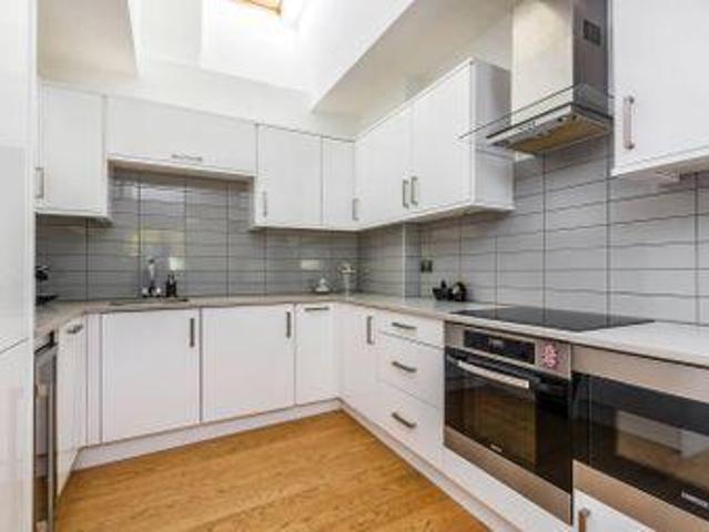 2 Bedrooms Flat for sale in Westbourne Terrace, Bayswater W2