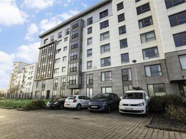 2 Bedrooms Flat for sale in Western Harbour View, Edinburgh EH6